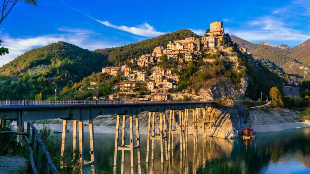 Village of Castel di Tora | GeoSabina